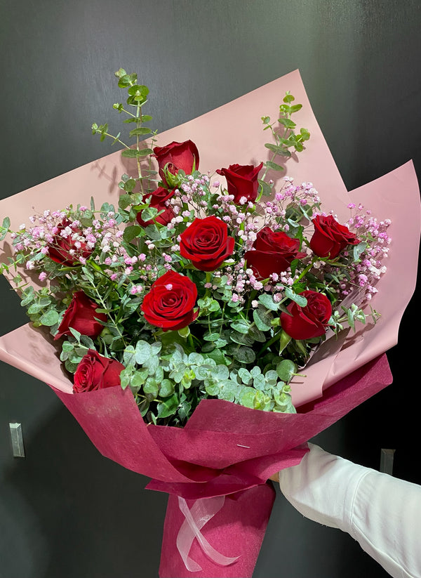 Deluxe Rose Presentational bouquet – Sue's Flower Spot Melbourne
